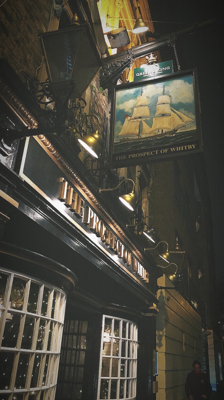 Exploring Riverside Pubs At Wapping, London - Aprajita Kohli